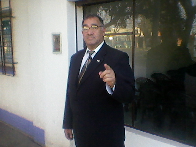 APUNTES DE TEOLOGIA.-: 11/9 DIA DEL MAESTRO. REV. DANIEL PAREDES.-