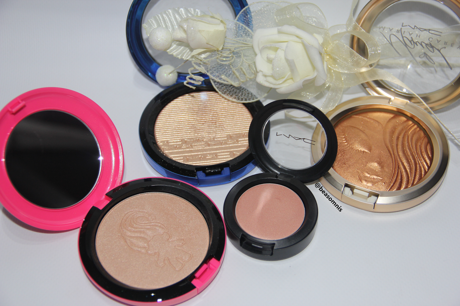 El cafe de bubbles: Iluminadores Mac Cosmetics