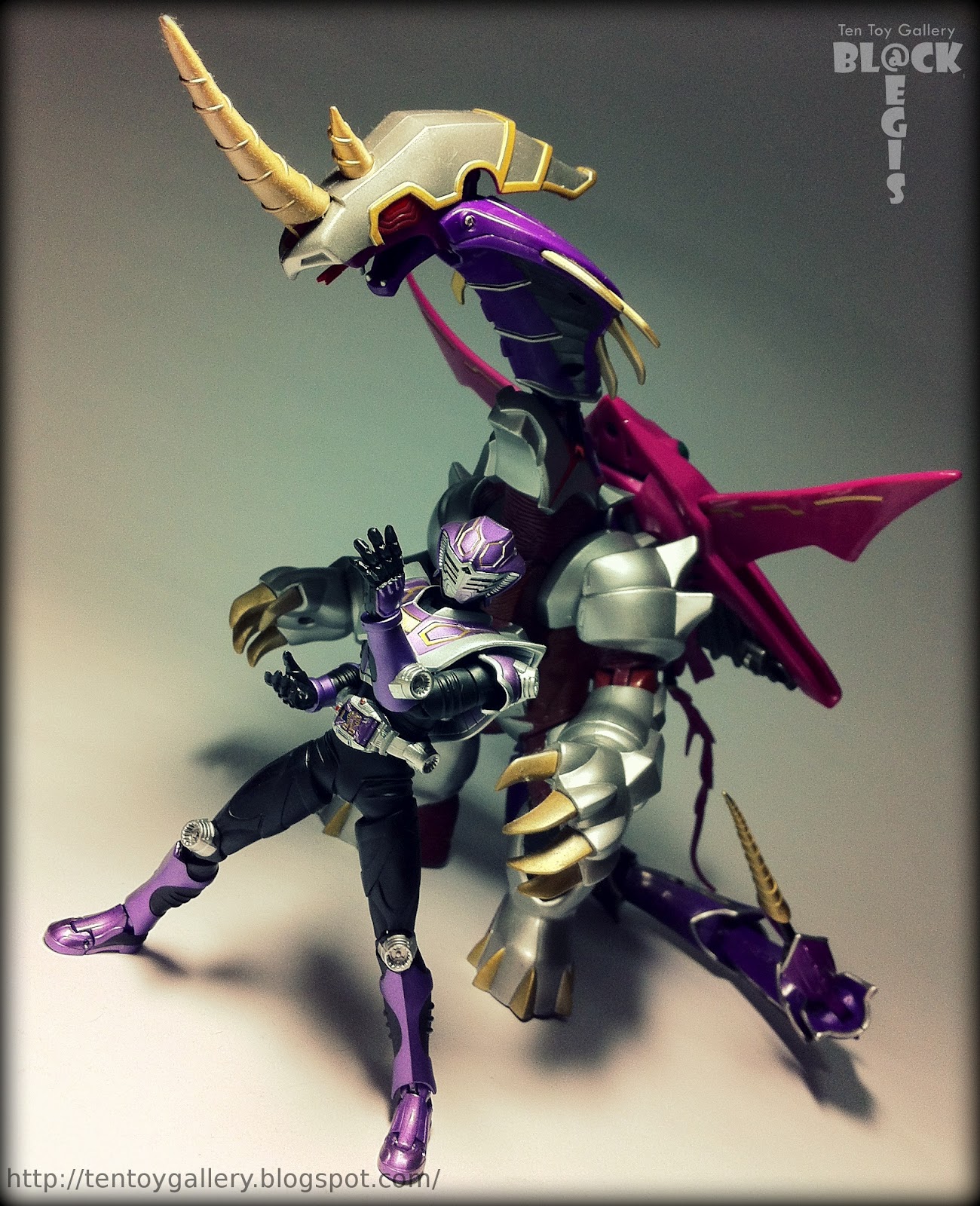 Ten Toy Gallery: Review: S.H.Figuarts Masked Rider Ouja