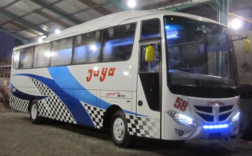 PENGGEMAR BUS DAN TRUK: 13 KAROSERI TERBAIK DI INDONESIA