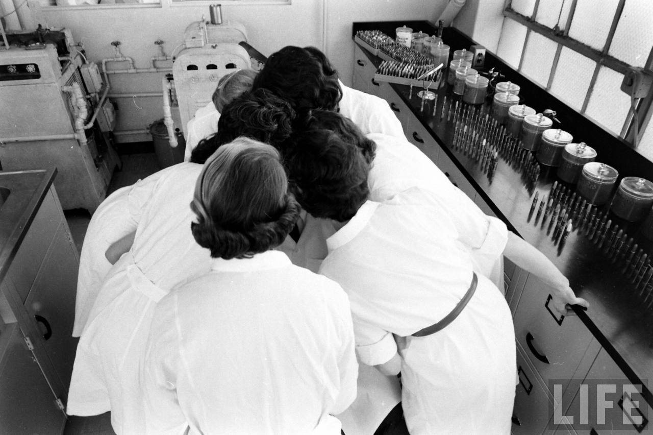 Back in the 1950s, Lipstick Testing Was the Best Job in the World ...