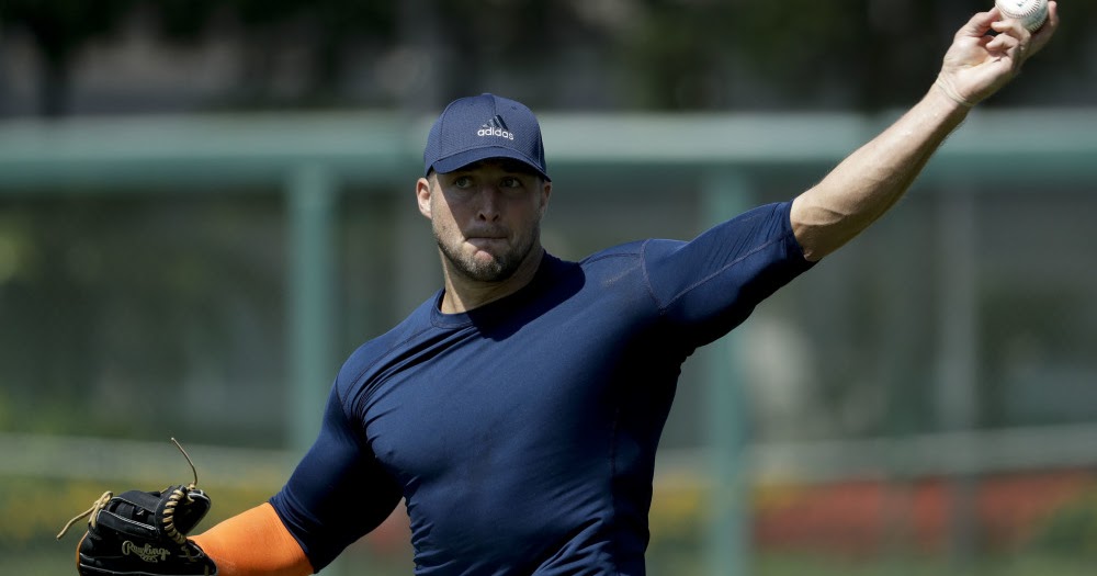 Bleeding Yankee Blue: THE METS JUST SIGNED TIM TEBOW, GUYS