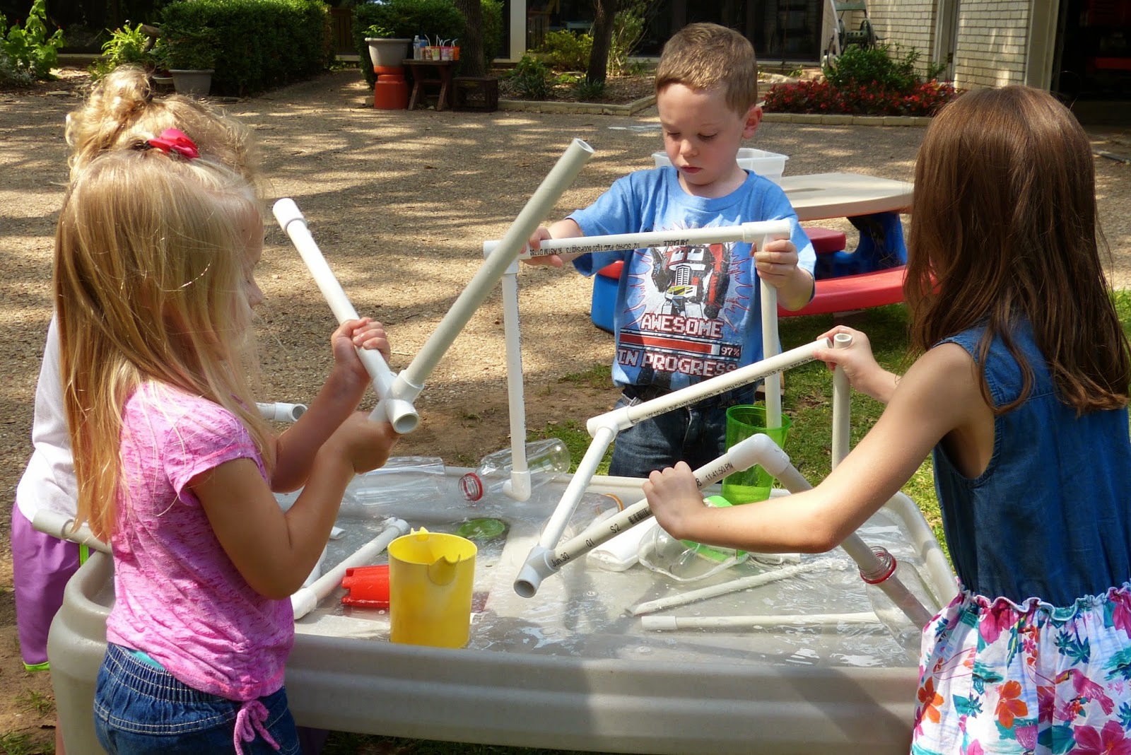 Paula's Primary Classroom: STEM learning outside
