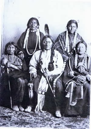 Rayos C en la oscuridad: TORO SENTADO (SITTING BULL), GRAN JEFE INDIO
