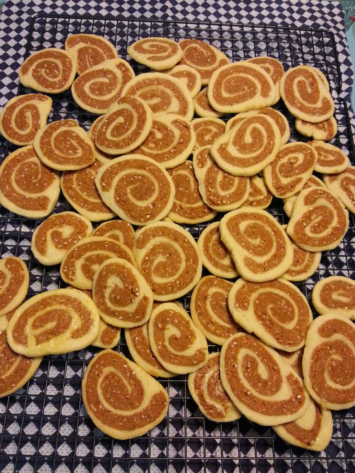 Pat's Kitchen Journal: Spiral Cookies