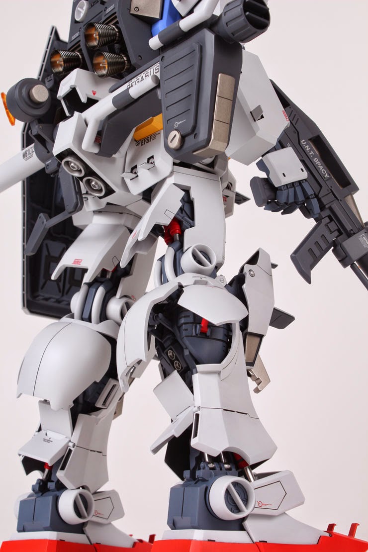 Scratch Build: 1/54 RX-78-2 Gundam Resin Kit