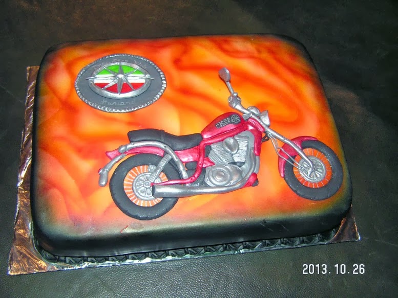 Torták és más finomságok: Motoros torta