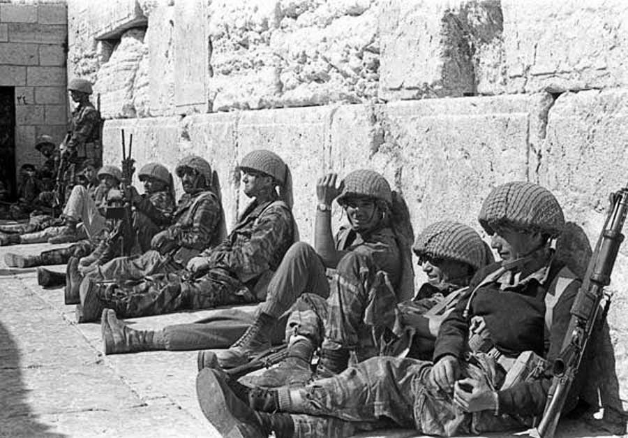 Mannie Gentile: Combat Helmets of the 20th Century: Israeli M1 combat ...