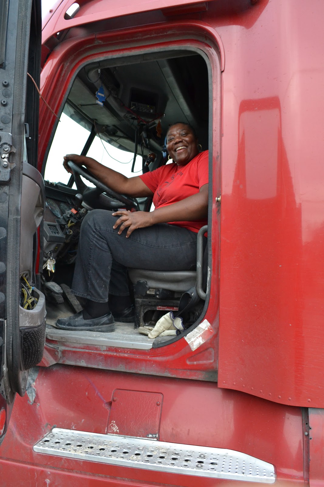 Halls of Cross Trucking Needs Your Help: Women Truck Drivers, Halls of ...
