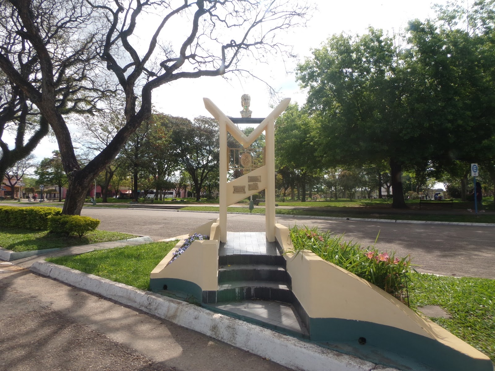 historias con pueblos: PLAZA HISTÓRICA EN COLONIA SAN JOSÉ ENTRE RÍOS