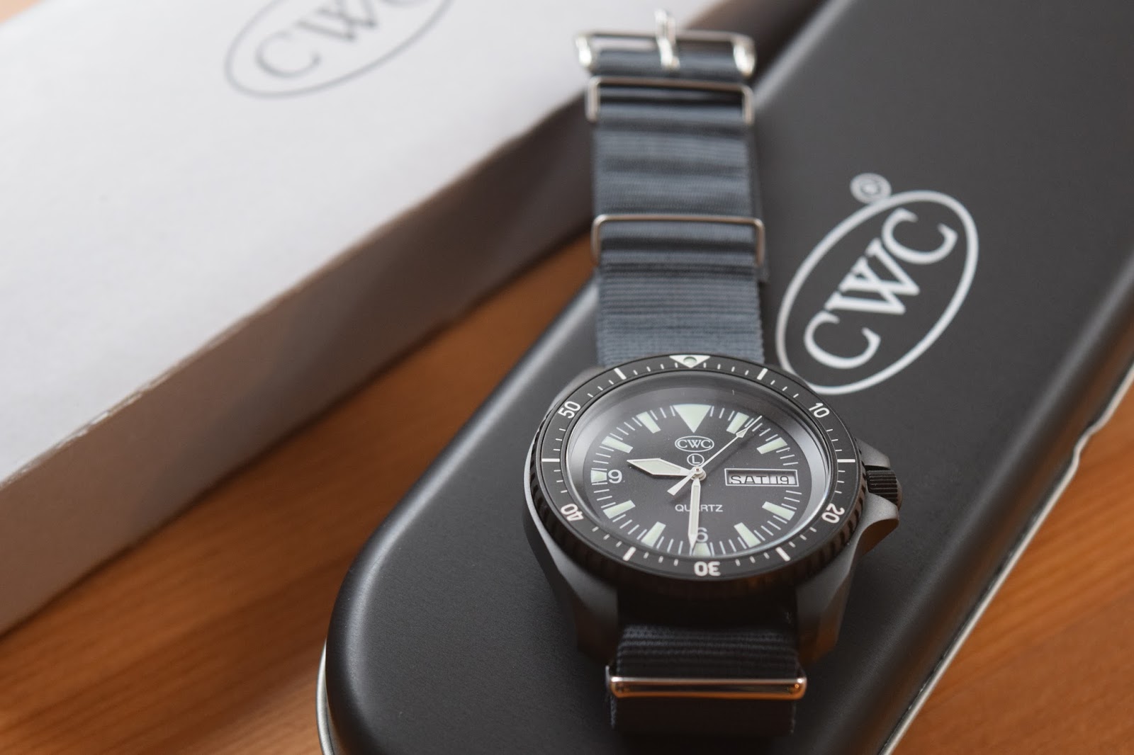 BottomTimer: CWC SBS Diver's Watch: A Currently Issued Tool Watch Reviewed