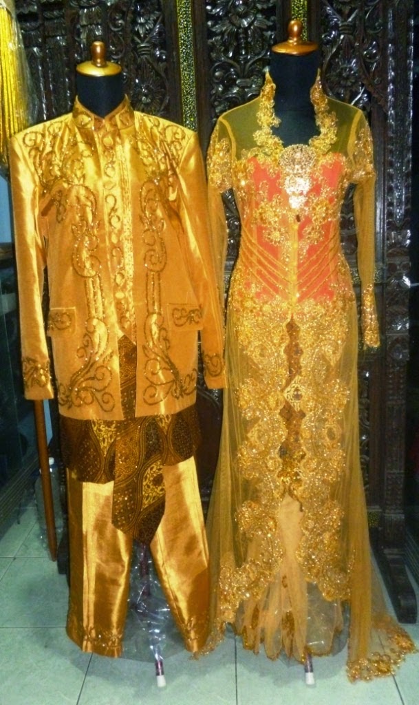 Model Kebaya Gold