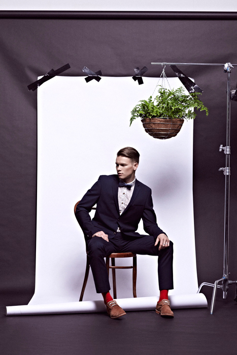 DLM: BLACK NEEDLE | TREVOR KING