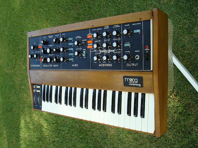 MATRIXSYNTH: Restored Minimoog Model D