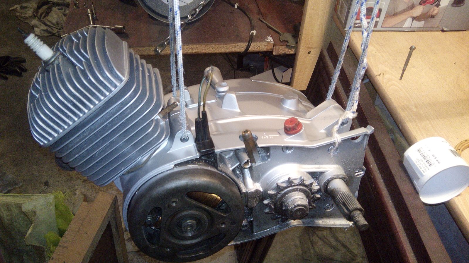 Grupo Motard À espera dela: Motor pintado da Vilar Perfecta