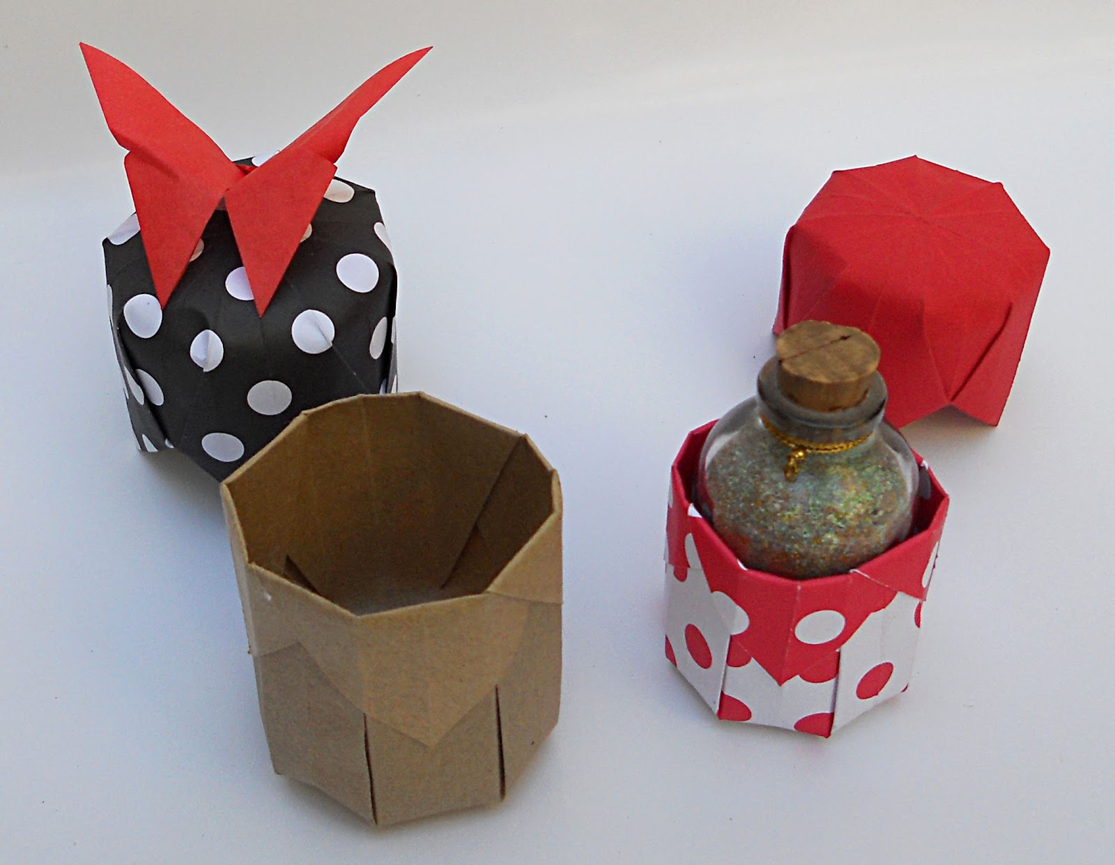 mas origami: Cajitas cilíndricas