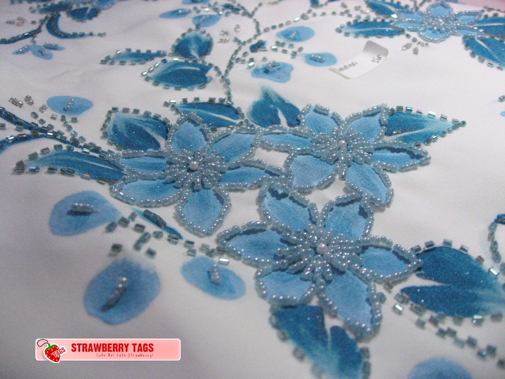 ~StrawBerry TaGs~: Kain Bunga Manik...