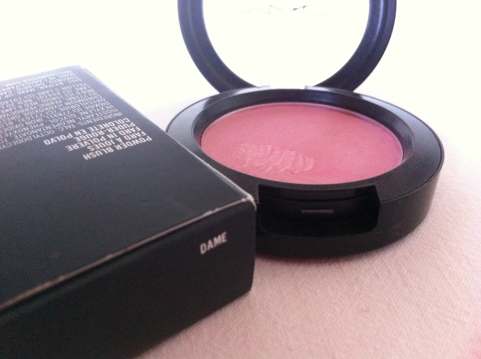 A makeup lover: MAC Dame blush review