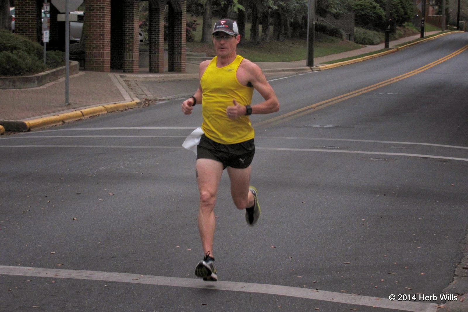 Trouble Afoot!: Moore wins and Johnson sets record at Education For Life 5K