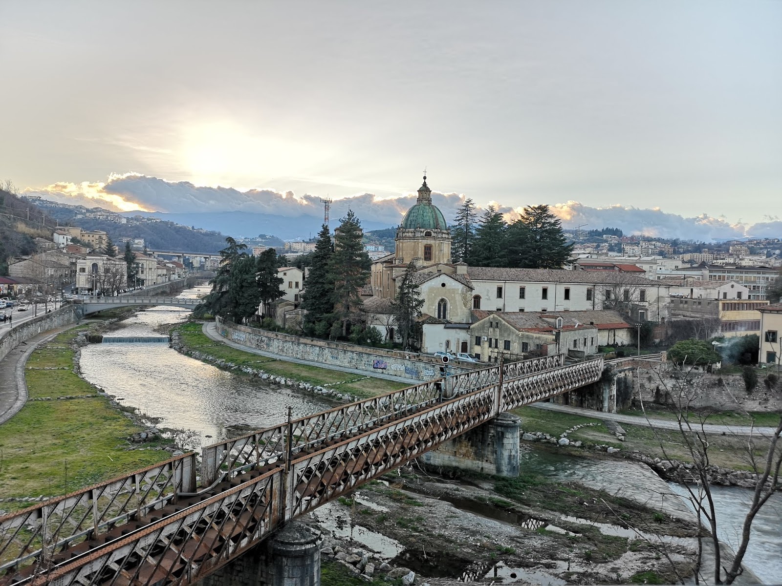 Cosenza, la città dei due fiumi e dei sette colli