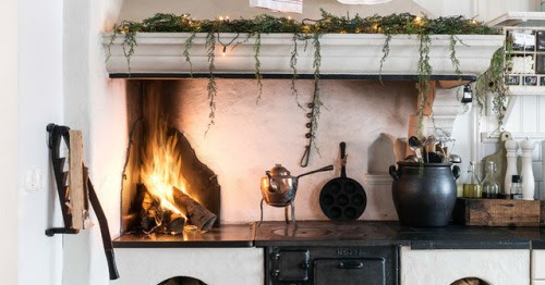 Content in a Cottage: Kitchen with Open Fire