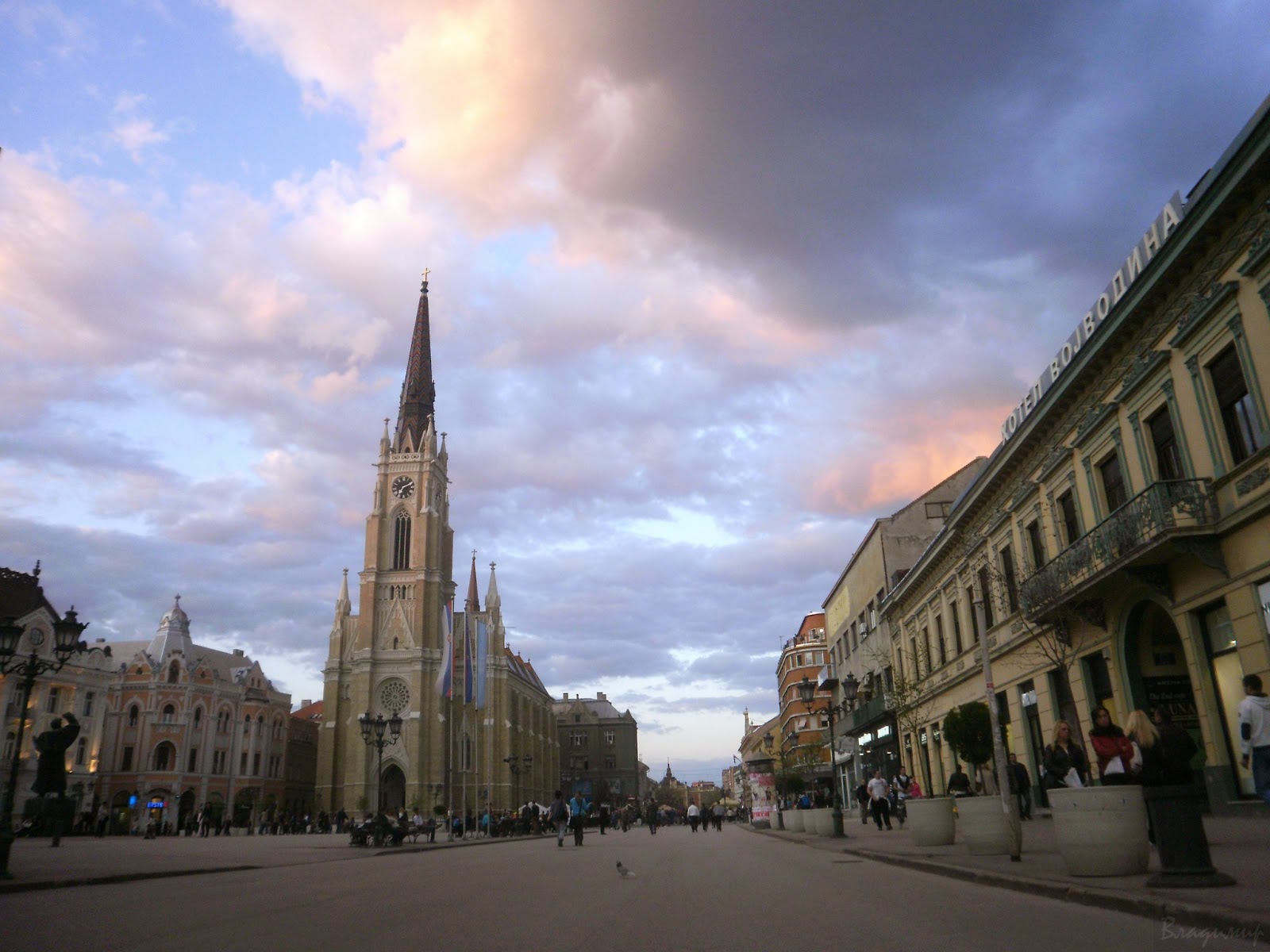 novi sad fotografije: Novi Sad centar grada fotografije