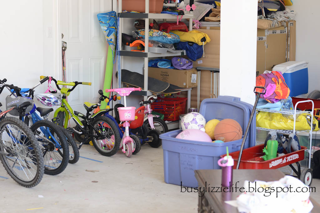 A busy lizzie life: Time to get Organized: Garage clean up in 30 minutes