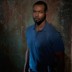 Shadowhunters Polska: Stylizacje 1 sezonu: Luke Garroway