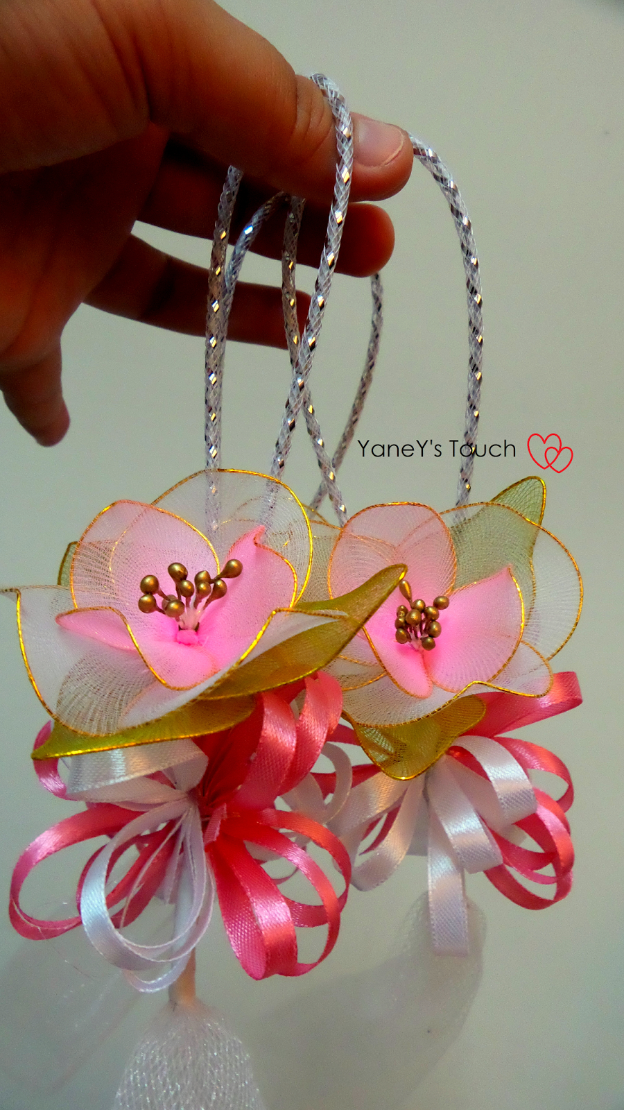 YaneY's Touch: bunga telur stokin (gantung): tema pink putih