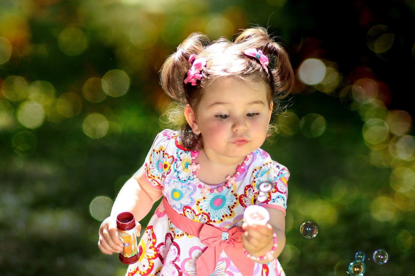 Crece Bebe: Estimula volúmenes en niños de 2 años