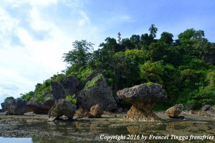 Frenz Fries: Umbrella Rocks and Abagatanen Beach of Agno, Pangasinan