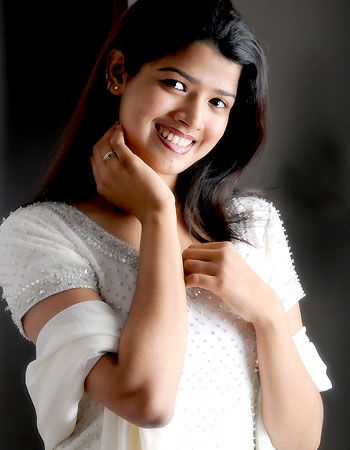 Singer Amrita Bala Celebrity Pictures | CelebritiesCouples