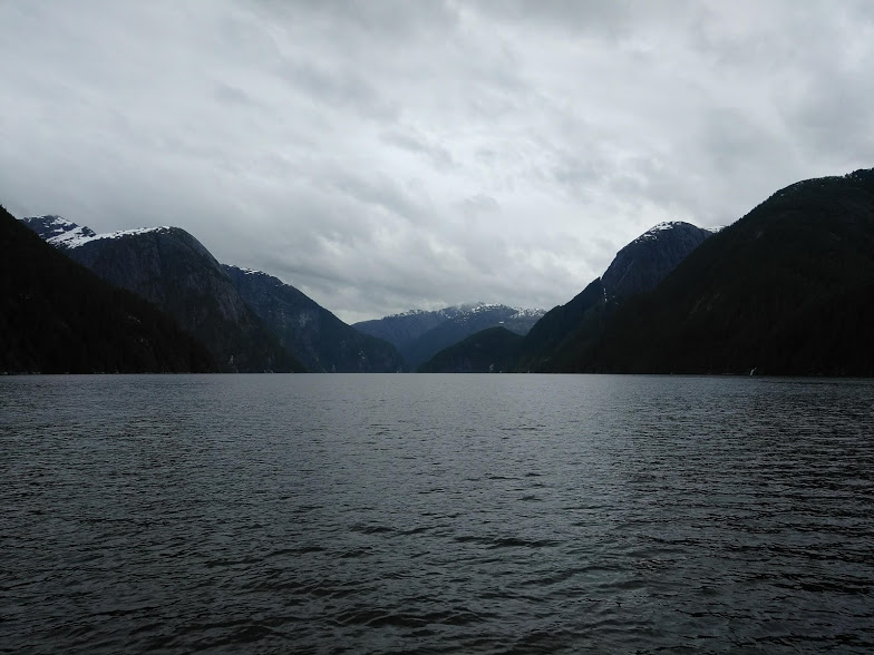 Sailing De Novo: Fjords and Hot Springs!