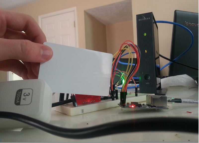 Pembaca Kartu RFID dengan menggunakan Arduino dan Ethernet