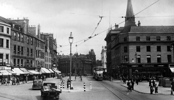 Tour Scotland: Old Photographs High Street Dundee Scotland