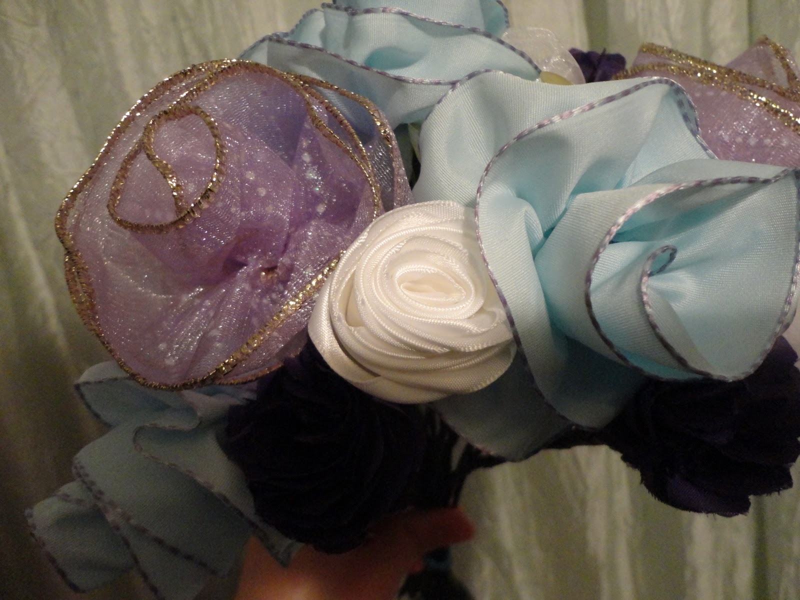 Secrets to Making Ribbon & Fabric Flowers