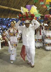 La Diversidad Cultural: Pueblo maya de Quintana Roo y otros Indigenas ...