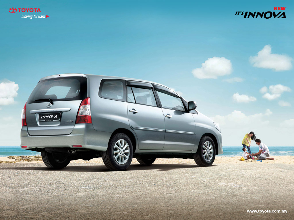 My Car Wallpaper: Toyota Innova