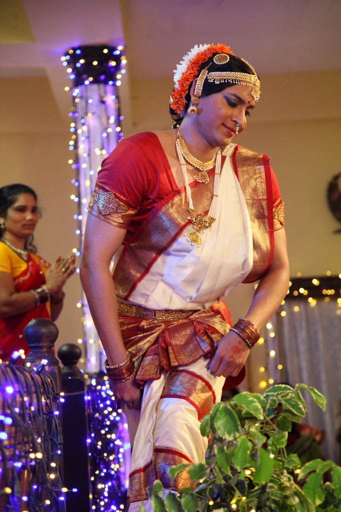 Sumanth Lady Getup Photos in Emo Gurram Egaravachu Movie | Tollywood Idle