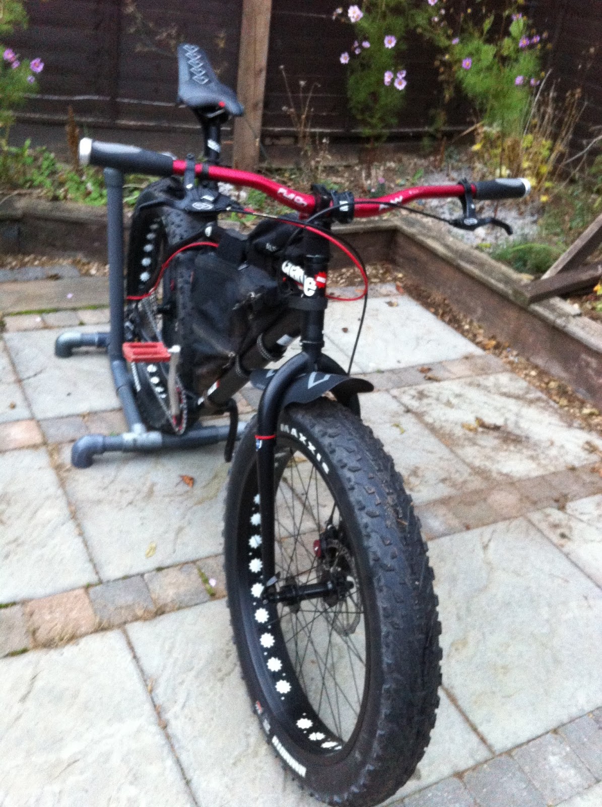 coastrider: Charge Cooker Maxi 1 Alloy Fatbike build £300 + used parts...