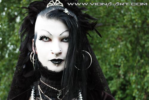 Lilith`s Coffin †: VIONA ART