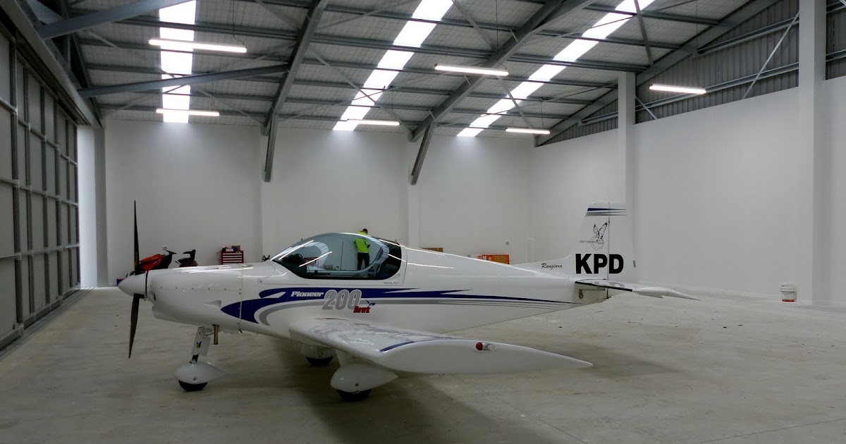 NZ Civil Aircraft: Kev's new hangar at NZRT.