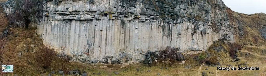 Poveştile mele: Racos, coltul cu nestemate: vulcan, coloane de bazalt ...