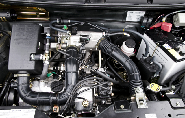 Castelo Imports Blog: Comparativo: Chery QQ vs. Effa M100