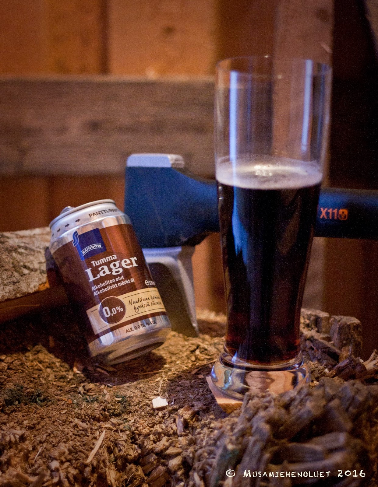 Musamiehen oluet: Rainbow Tumma Lager 0,0 % – S-ryhmä (Bockhold N.V.)