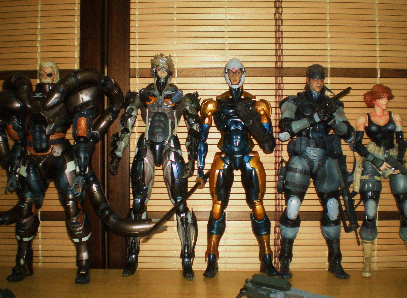Angels and Summer: Play Arts Kai Raiden - Metal Gear Rising: Revengeance