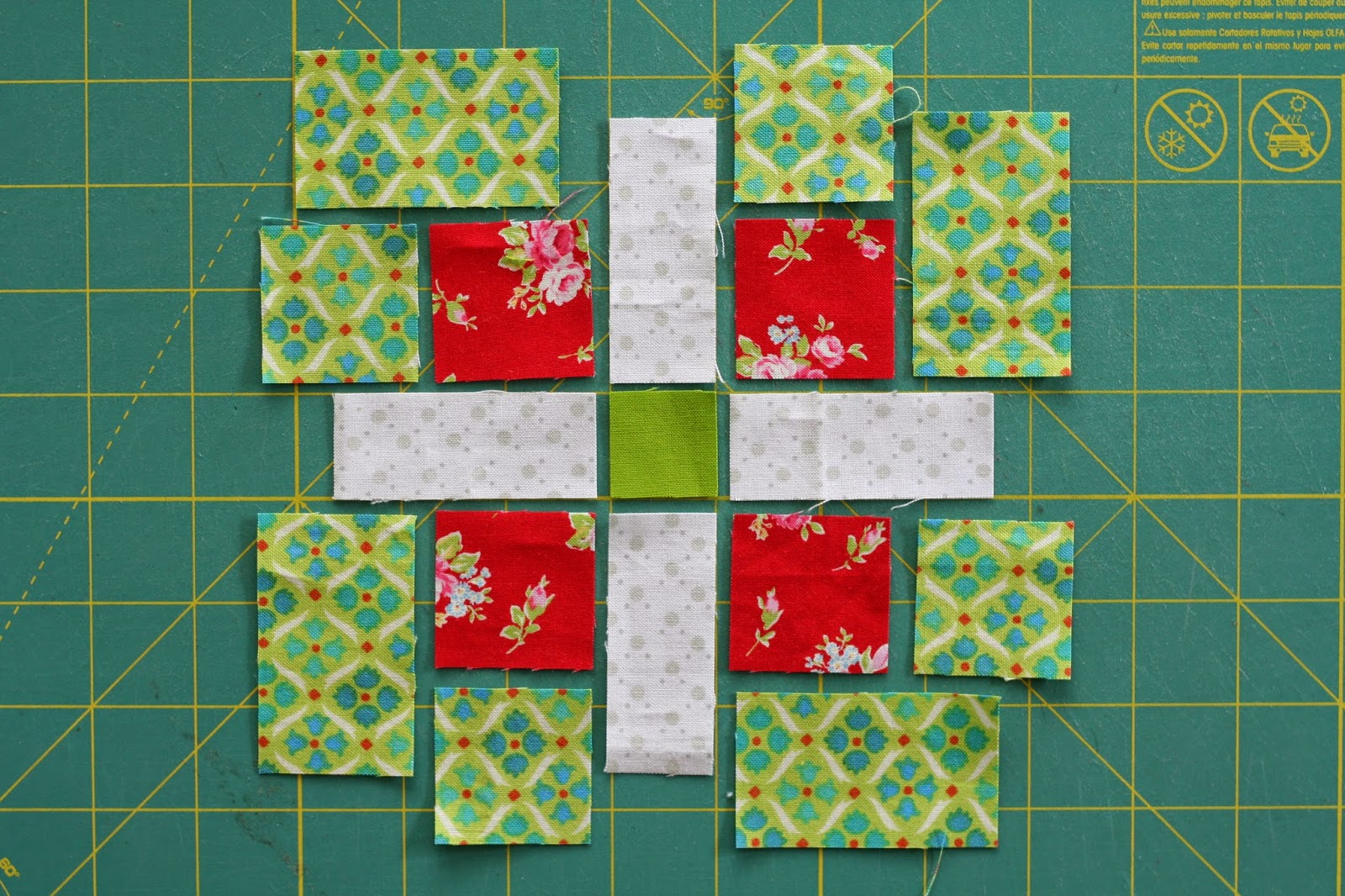 Gift Wrapped Pillow {block tutorial} – Wooden Spoon Quilts