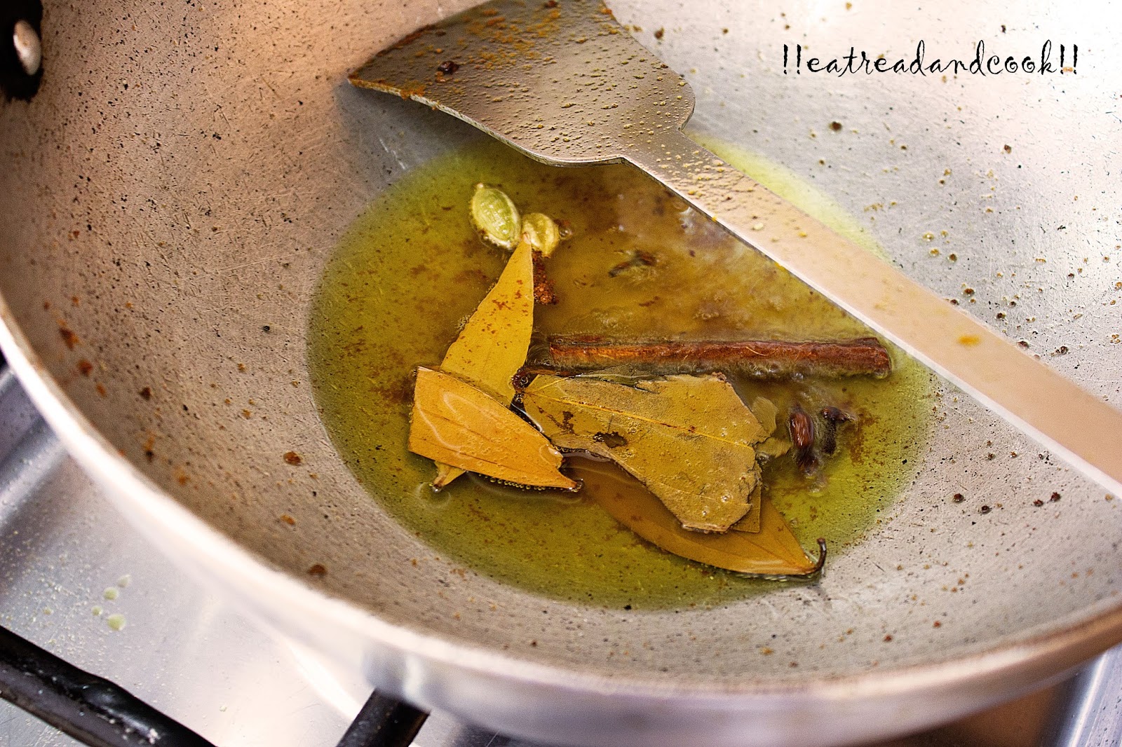 Paneer Fulkopir Torkari / Bengali Cauliflower and Cottage Cheese Curry