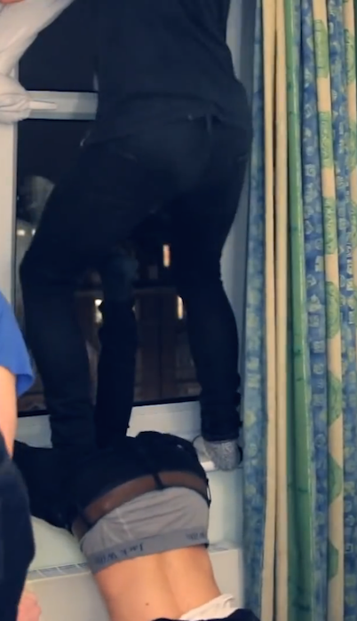 Celeb Saggers: Joe Sugg (ThatcherJoe) Sagging Jack Wills Boxers