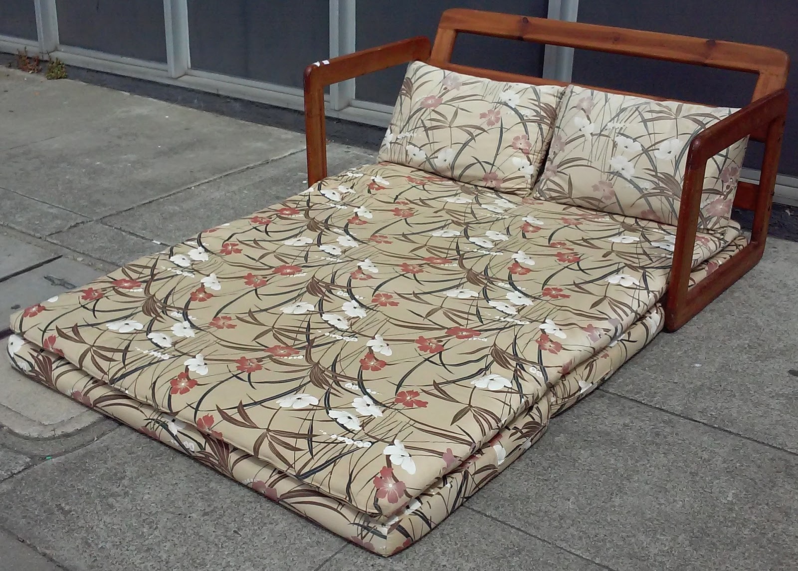 UHURU FURNITURE & COLLECTIBLES: SOLD **BARGAIN BUY** #15078 Asian ...